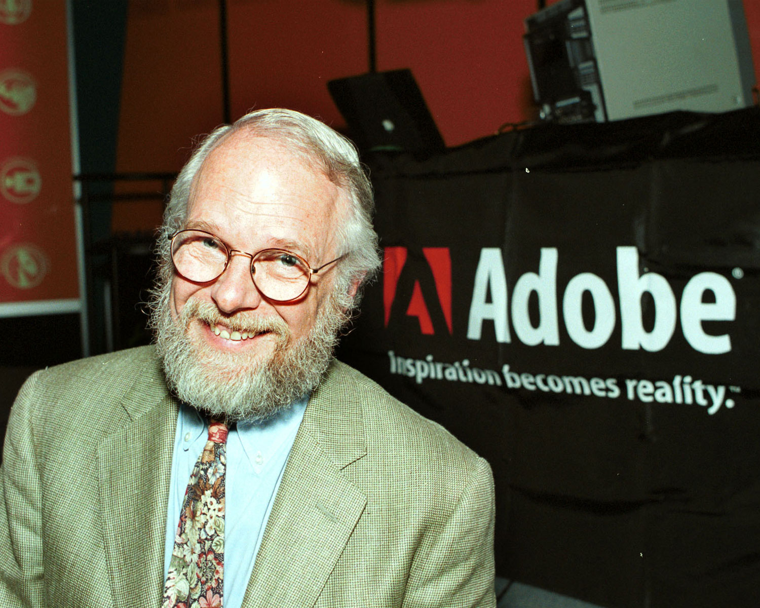 John Warnock, Co-Founder of Adobe, Passes Away at 82 – Envision Pakistan