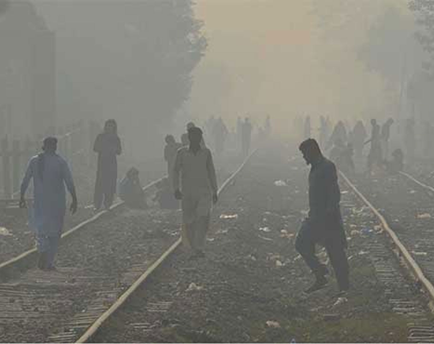 Punjab Issues Smog Alert as Lahore Tops World’s Most Polluted Cities ...